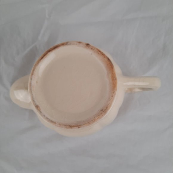 Swanson Pottery | Dining | Vintage Shawnee Pottery Teapot 94s Cream ...